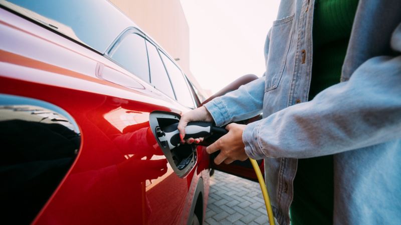 Sähköauton lataus | Sähköautot ja hybridit | Volkswagen