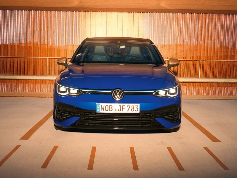 All-new Volkswagen Golf R | Book a test drive | VW Middle East