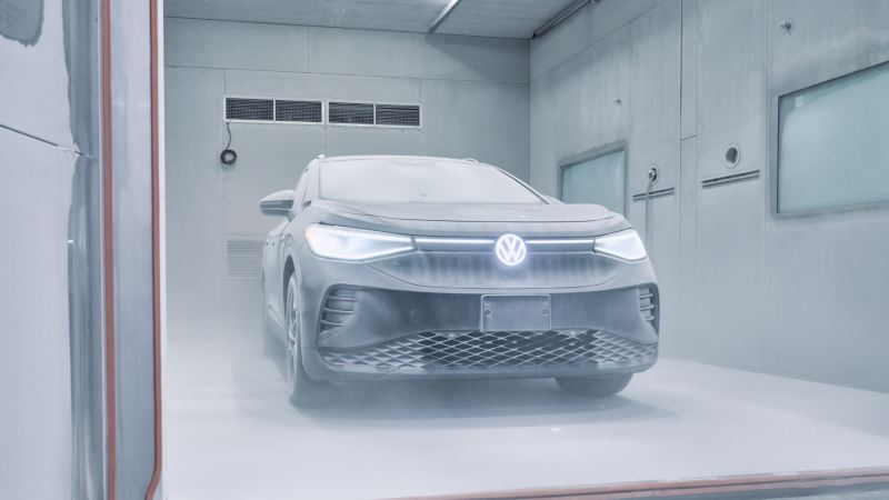 Canadian Winter Meet German-Engineered EV | Volkswagen Canada