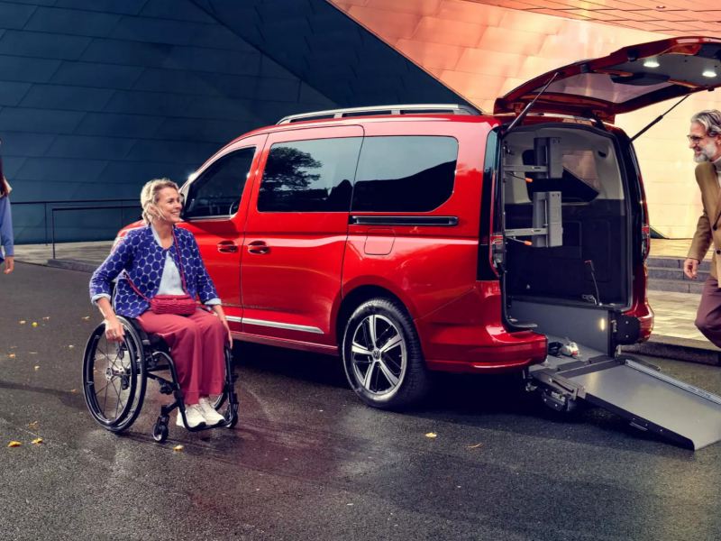 Fahrzeuge für Menschen mit Behinderung | Volkswagen Deutschland