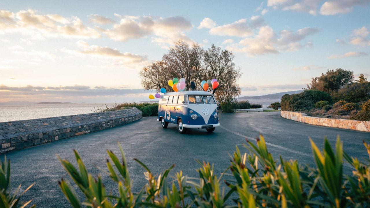 75 ans du Combi Volkswagen : une légende dans le rétro | Volkswagen