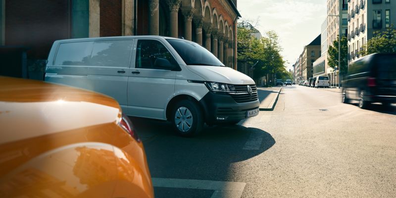 The Transporter 6.1 Delivery Van | Commercial Vehicles | Volkswagen ...